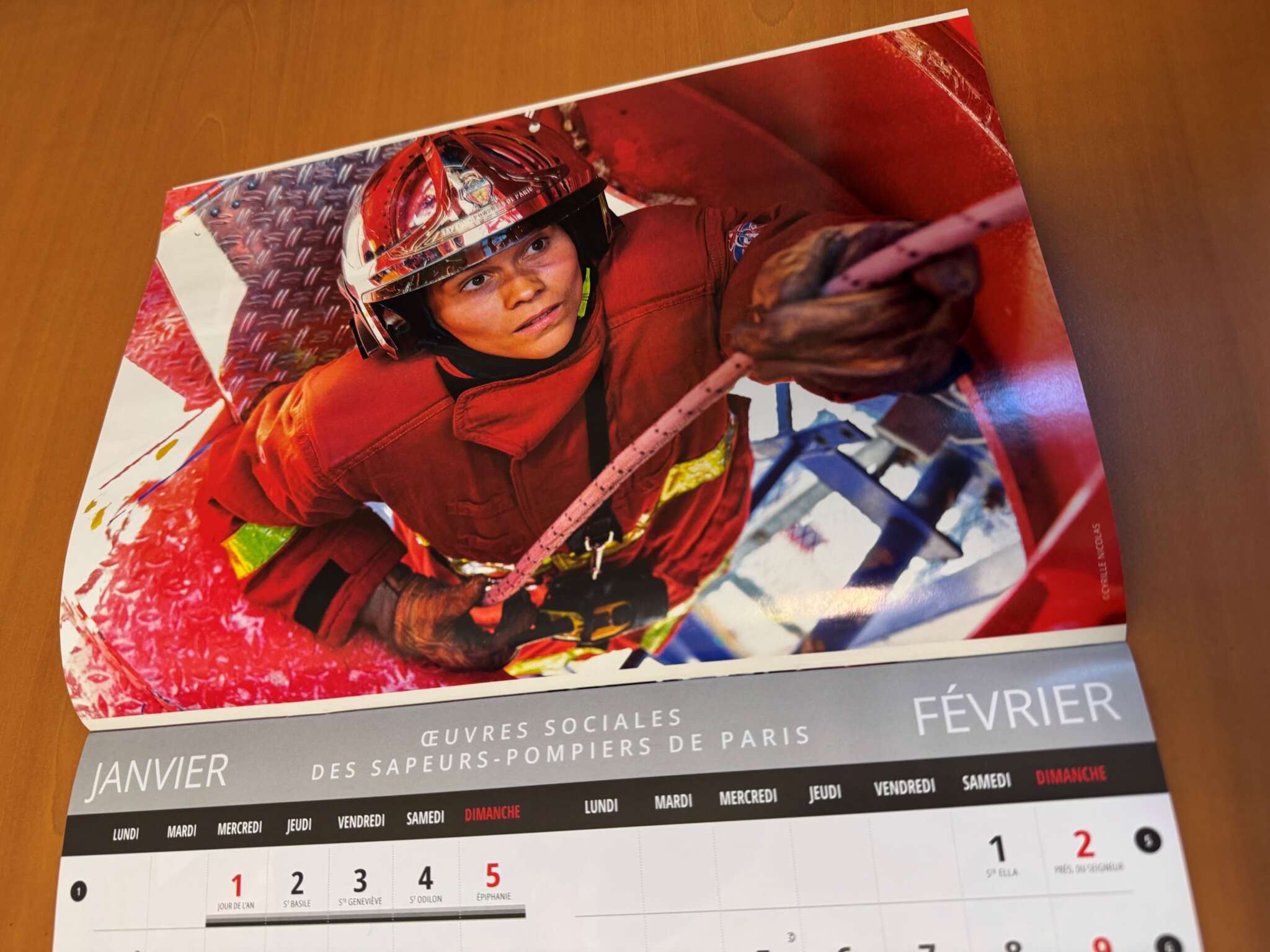 SOLIDARITÉ — Grande nouveauté pour le calendrier 2025 des pompiers de ...